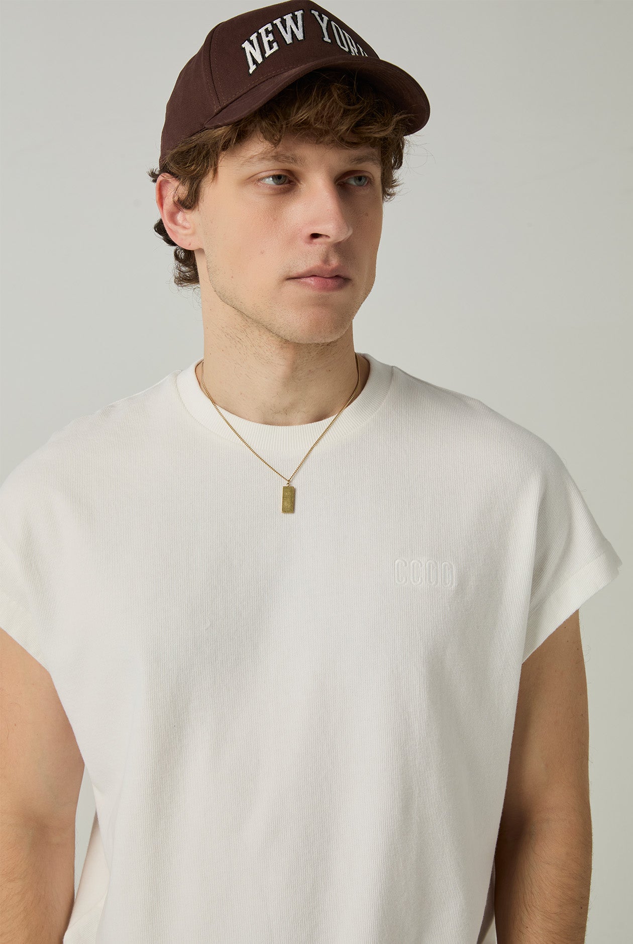 RELAXED KNIT SLEEVELESS TOP – CC Double O Official Store